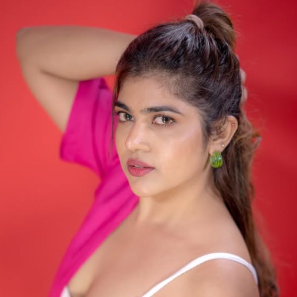 Rithu Chowdary Age, Biography, Wiki, Date Of Birth, Movies List - Cinefry